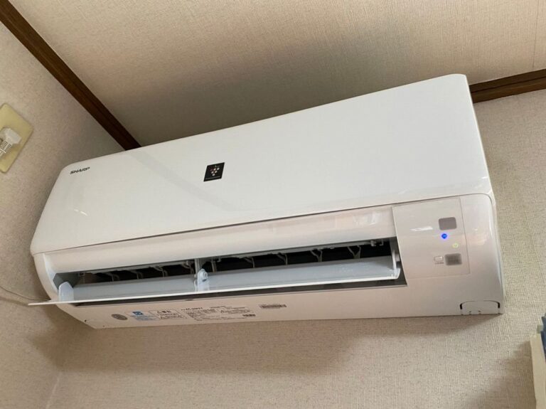 シャープ AC-25PFT エアコン設置工事 T様邸 | 株式会社Eテックス