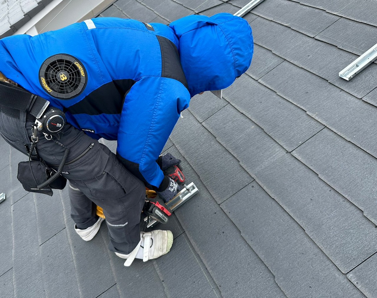 シャープ太陽光発電設置工事「NU-228AP×24枚」5.47kWシステム 城陽市O様 | 株式会社Eテックス