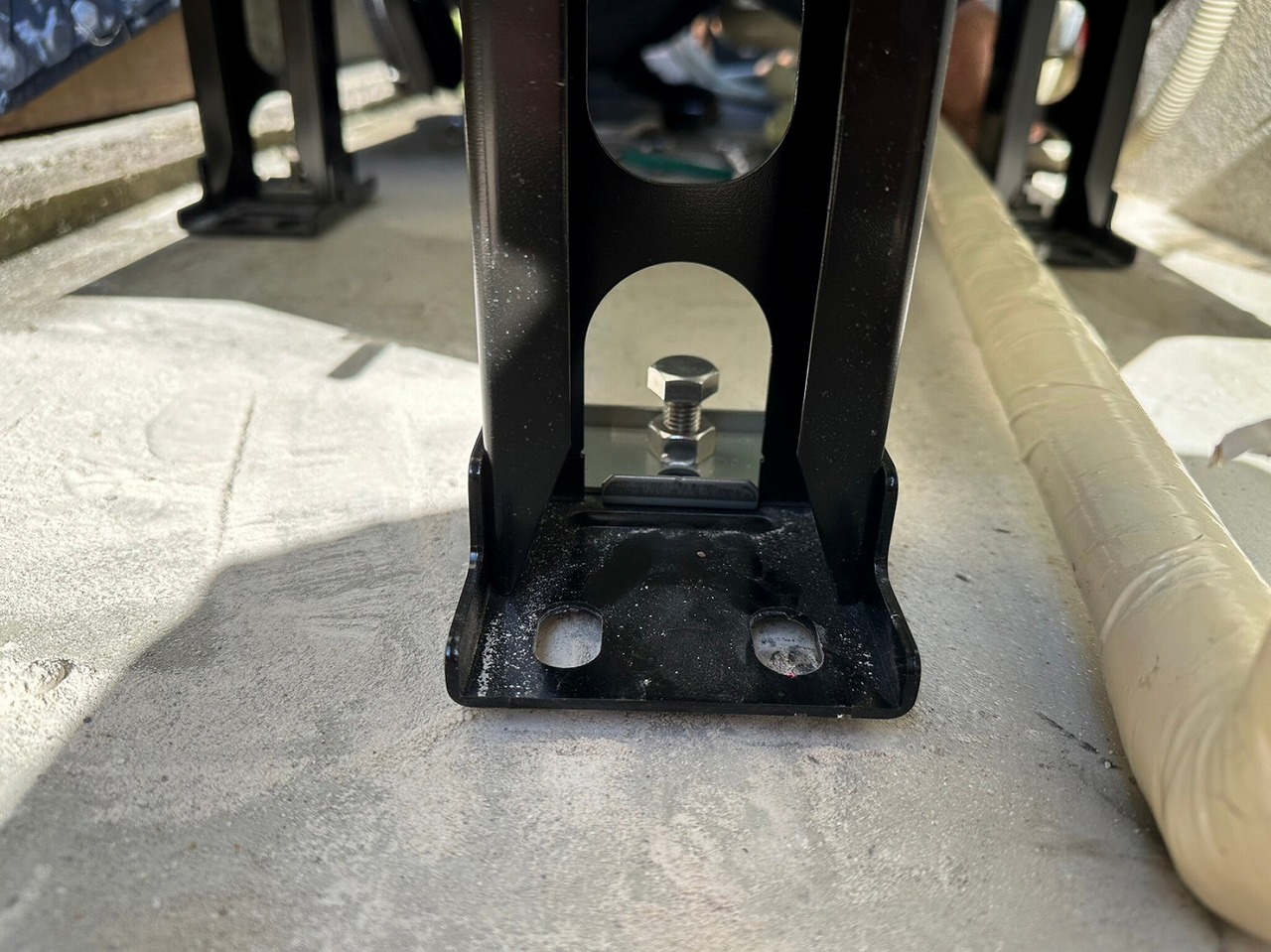 「三菱SRT-HPT37W5」の故障で「ダイキンEQX37XFV」に取替 宇治市I様邸 | 株式会社Eテックス